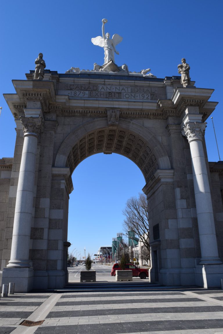 The Princes’ Gates – The iconic Toronto gateway that was dedicated to ...