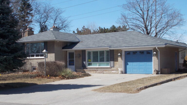 The house that chicken bought – Mississauga home once owned by Colonel ...